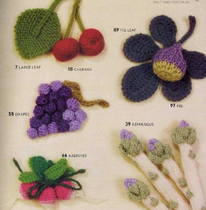 Cozy Blossoms: Free Patterns for Tiny Knitted Flowers