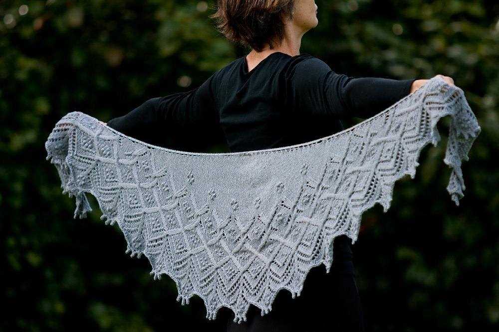 12 Elegant Lace Knitting Patterns for Top-Down Shawls