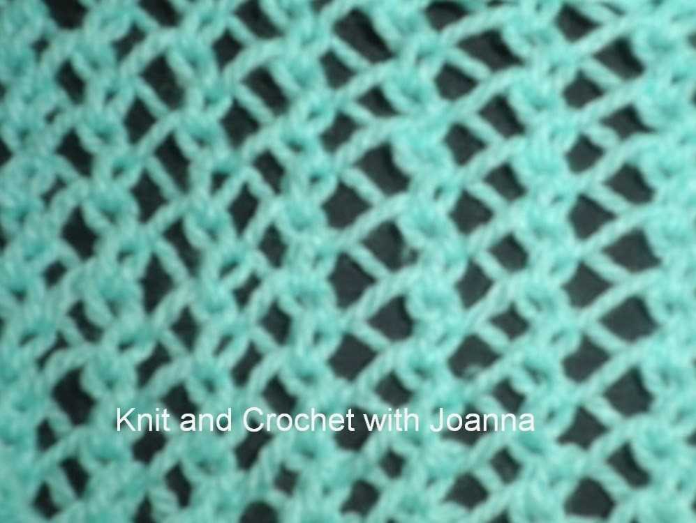 A Simple Guide to Knitting a Delicate Lace Pattern in Just One Row