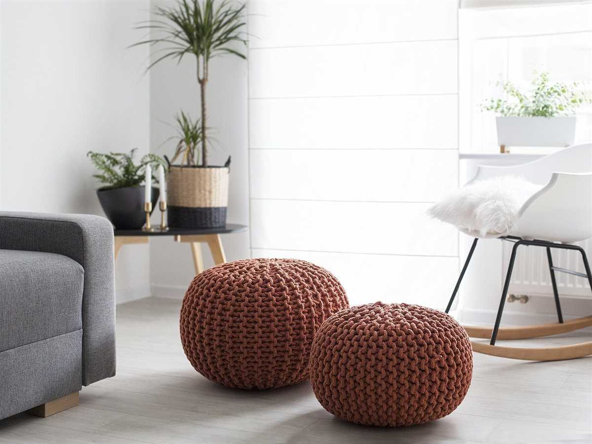 Cozy and Chic: How to Knit a Stylish Pouffe