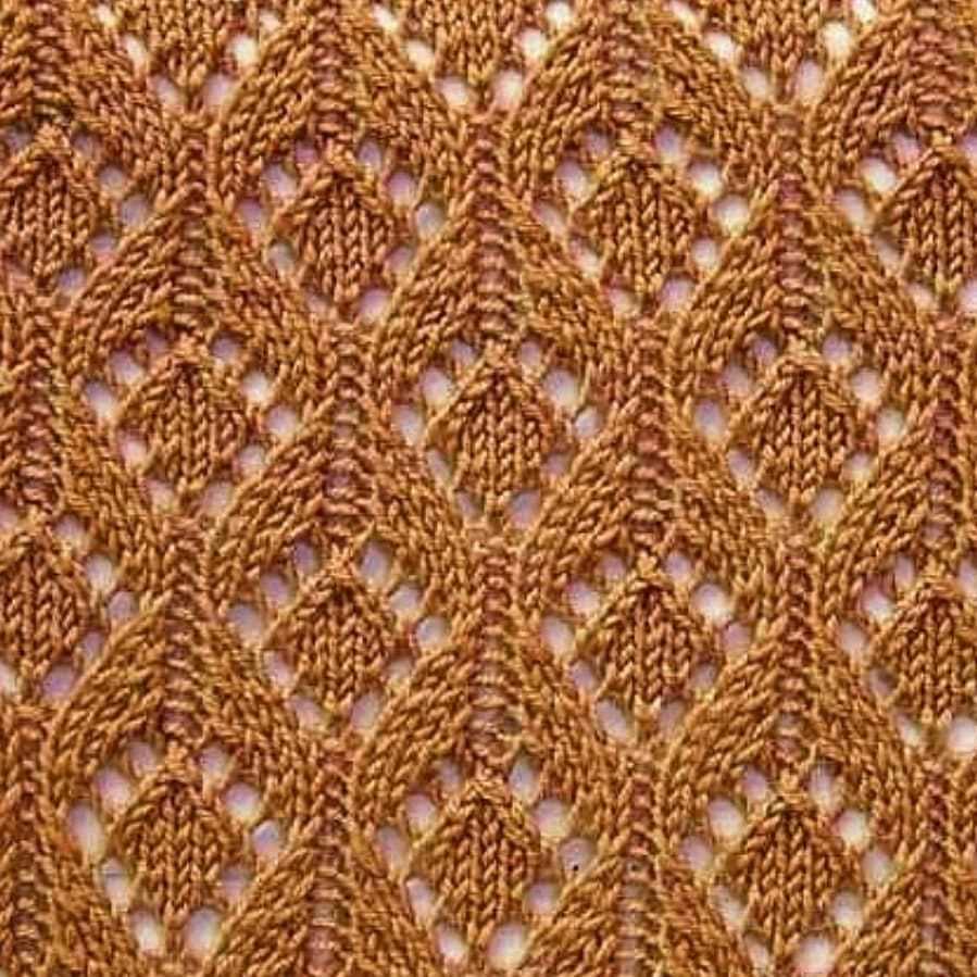 Create a Stylish Diamond Knit Scarf with This Pattern