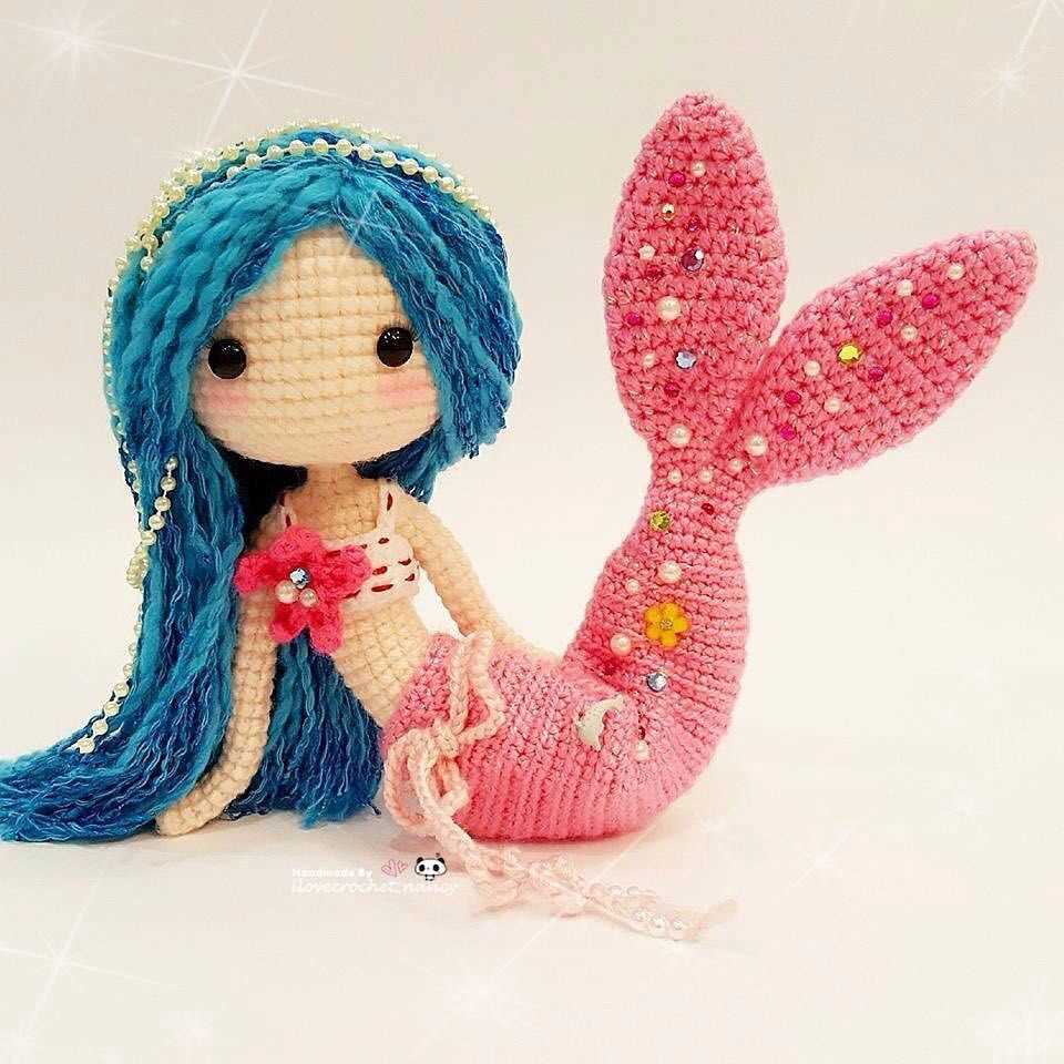 Knit your own mermaid doll with this pattern