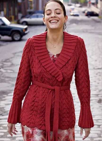 Cozy and Stylish: Get Your Free Wrap Cardigan Knitting Pattern!