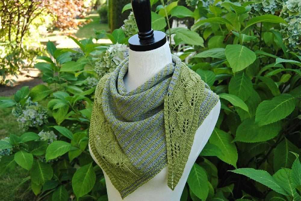 Stunning Lacy Baktus Knitting Pattern Unveiled