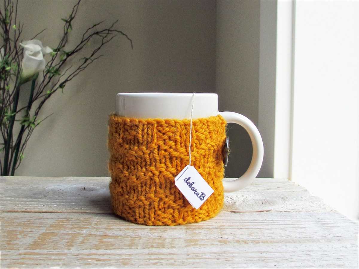 Cozy up your bowls with this fabulous knit pattern